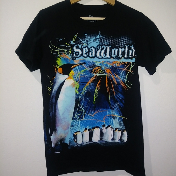 Seaworld | Shirts | Sea World Penguin Tee Shirt | Poshmark